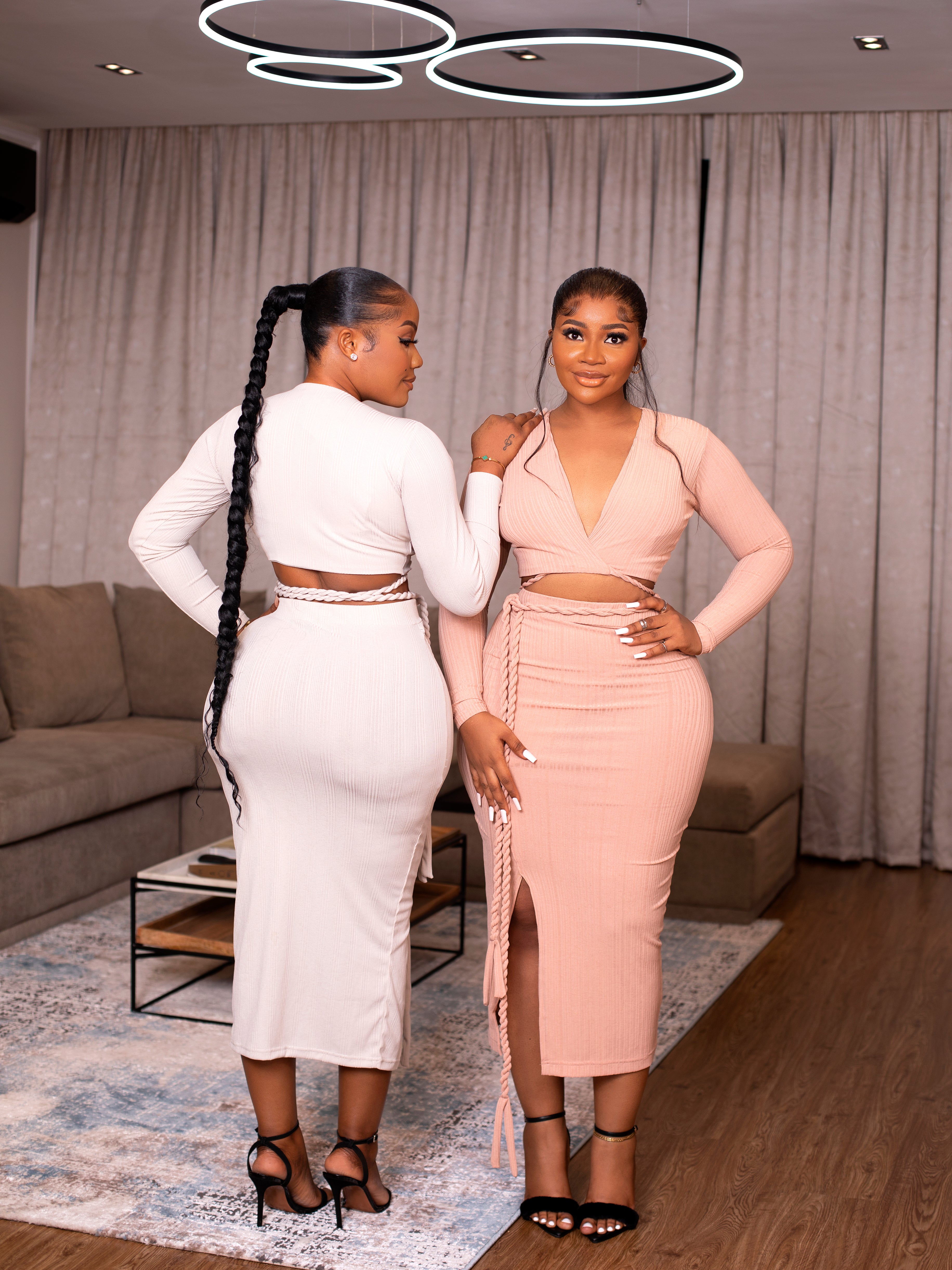 Two Piece – Beunique Global