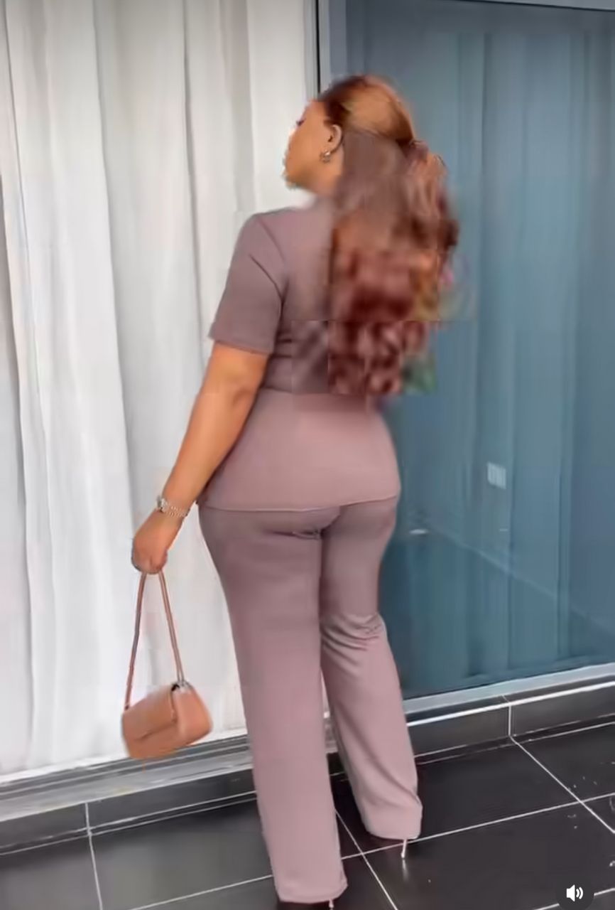 Two Piece – Beunique Global